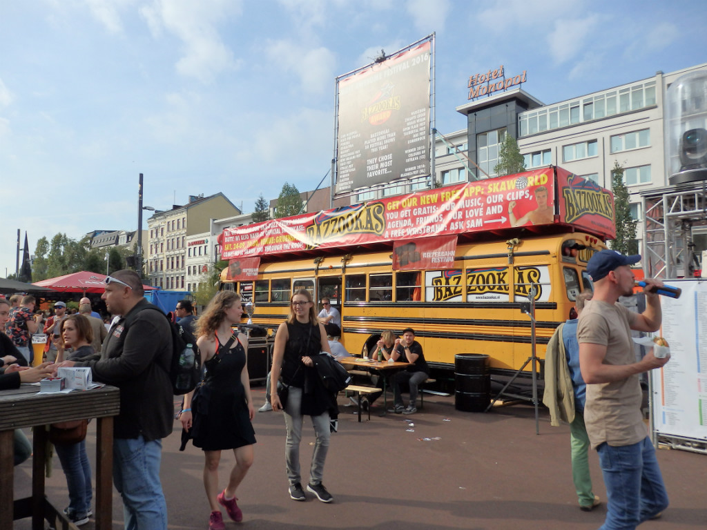 Beim Reeperbahn Festival geht’s um die Musik › Festivalhopper